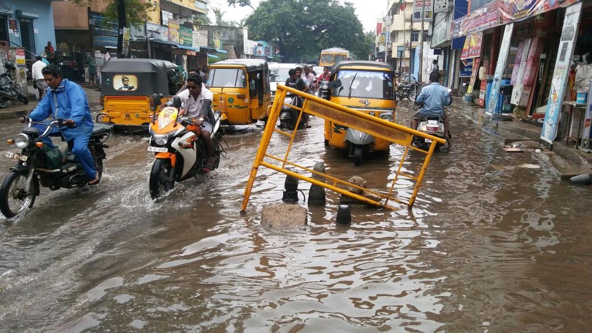 Chennai rains 2017: city survives heavy rainfall, braces for more - The ...