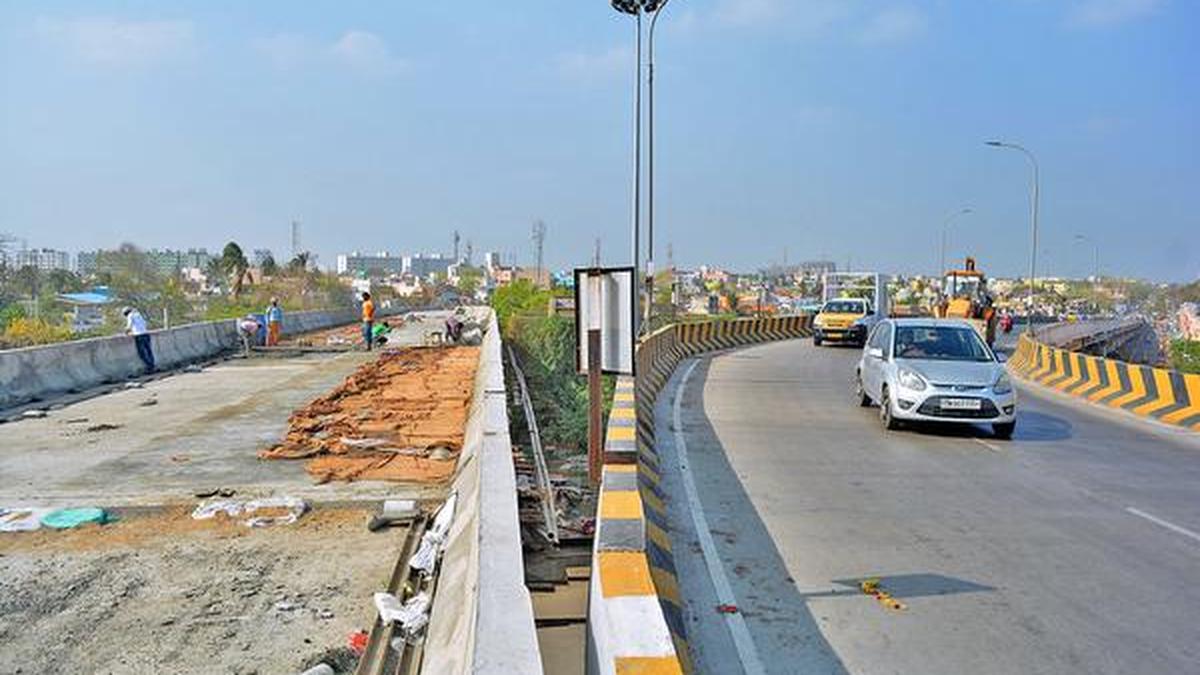 One arm of Vyasarpadi flyover nearing completion - The Hindu