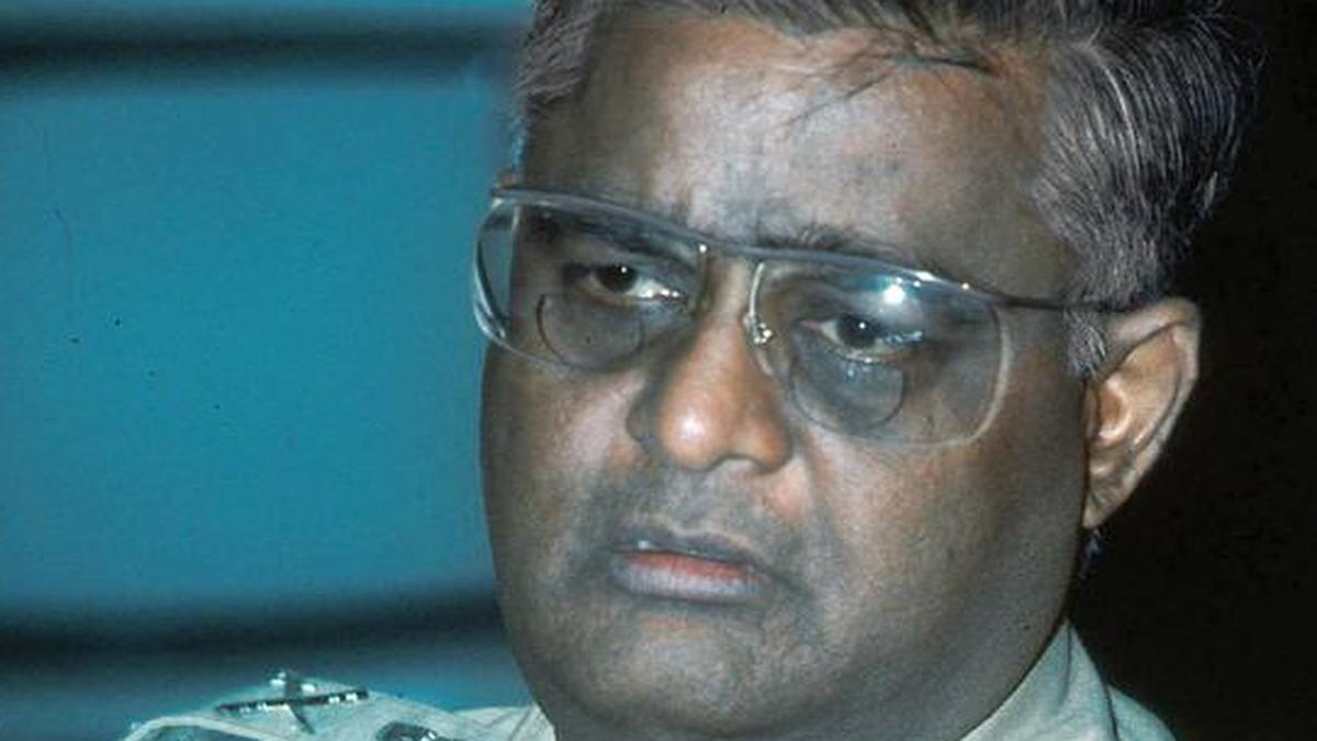 Former police commissioner V.K. Rajagopalan passes away - The Hindu