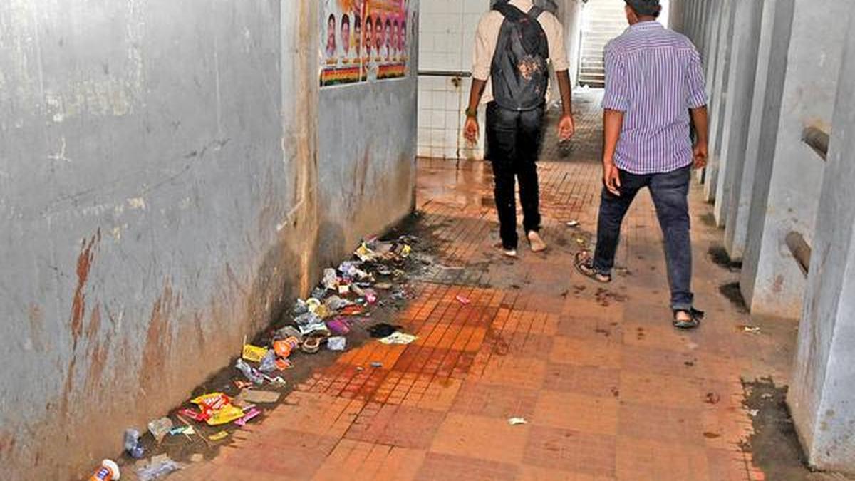 A smelly Meenambakkam subway - The Hindu