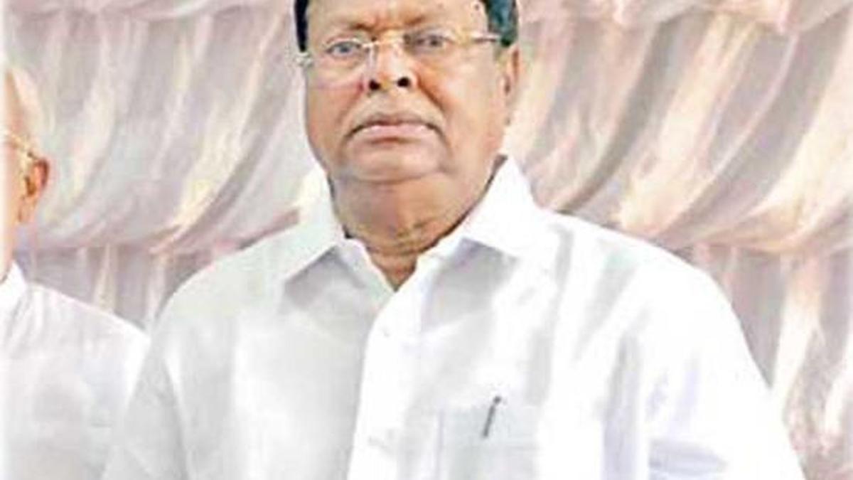 Muthiah Sthapathi held - The Hindu