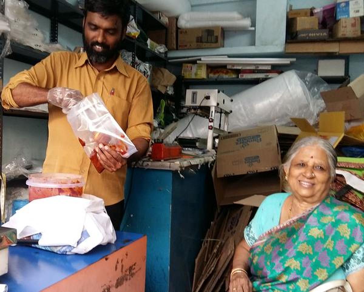 Pickle for the homesick Indian: how courier companies pack for abroad ...