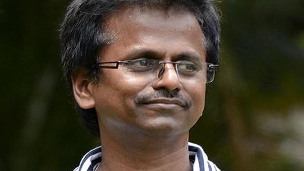 Sarkar director will not be arrested till Nov. 27: HC - The Hindu