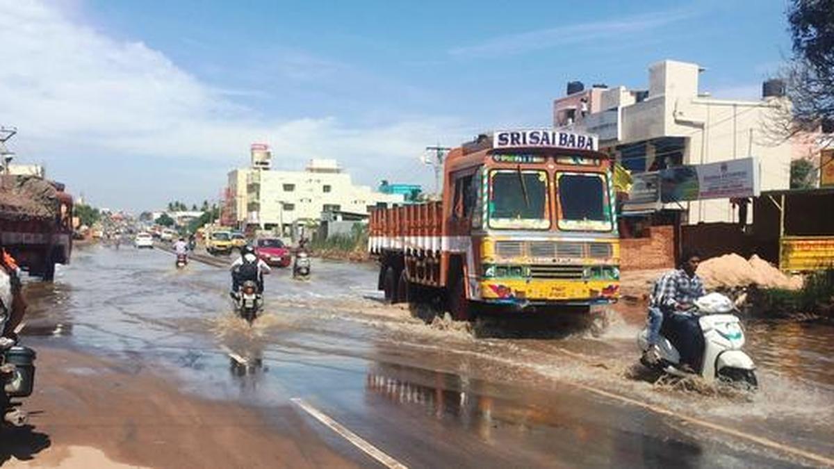 Section of Surapet Main Road inundated following overnight rain - The Hindu