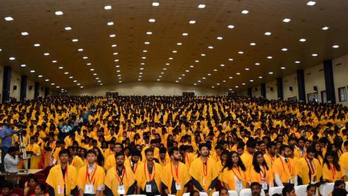 More than 6,500 job offers for SRMIST students - The Hindu