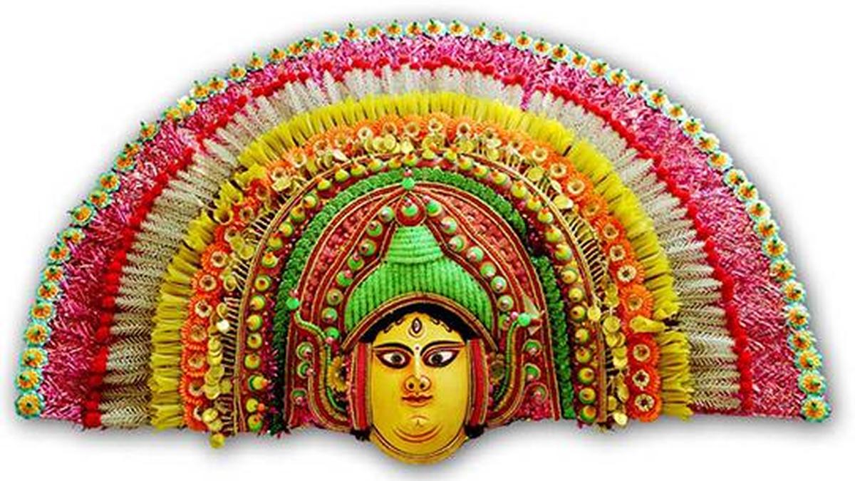 Bengal’s Chau mask acquires GI fame - The Hindu