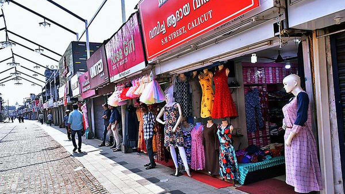 Traders to intensify stir against vehicle ban on S.M. Street - The Hindu