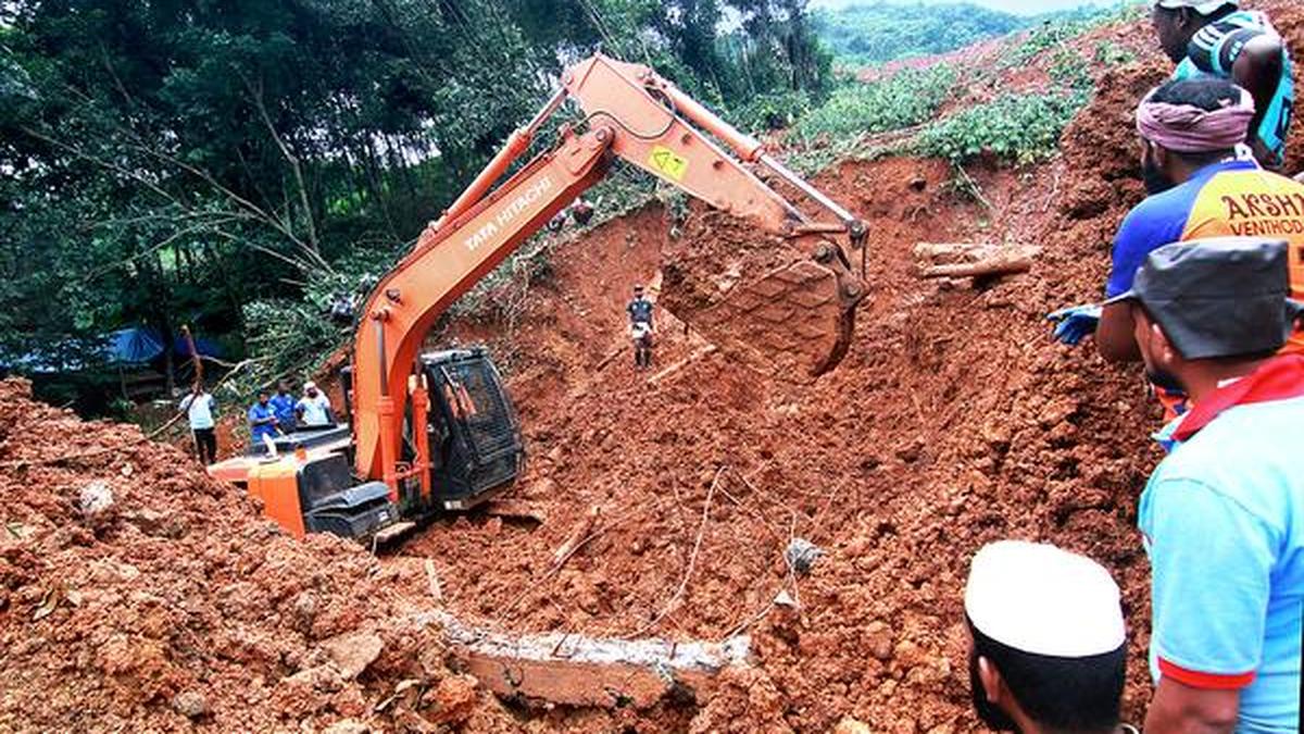 Seven more bodies recovered at Kavalappara - The Hindu