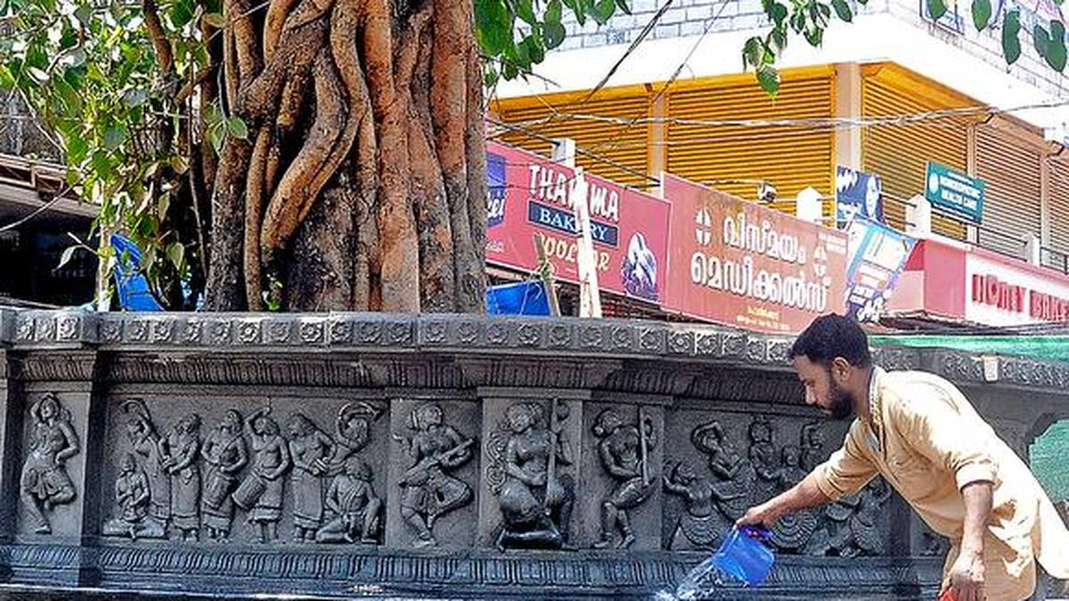 ‘Aalthara’ turns work of art - The Hindu