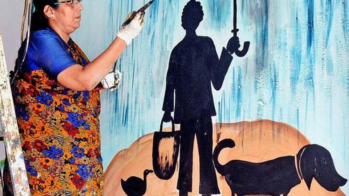 Kozhikode mofussil bus stand gets a vibrant makeover - The Hindu