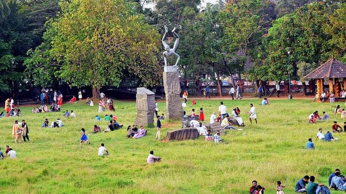 Mananchira Square to get a makeover soon - The Hindu