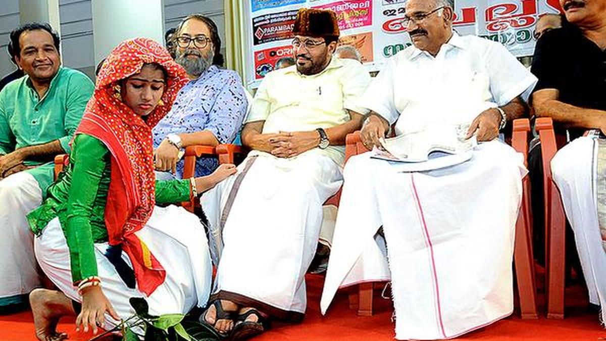 Vaikom Mohammed Basheer: writer who celebrated the commoner - The Hindu