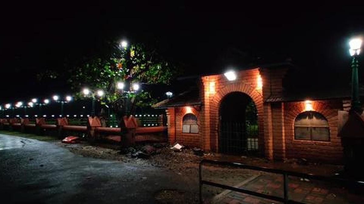 Renovated Mananchira Square, sandbanks to be opened today - The Hindu