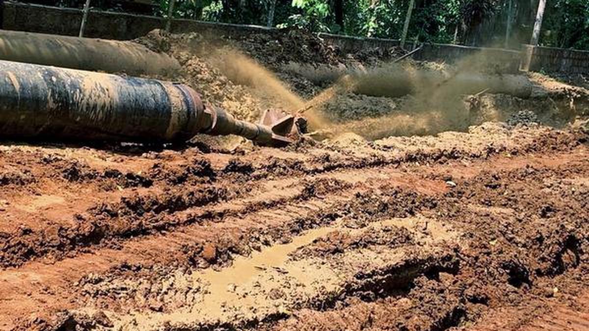 GAIL pipeline work reaches final stage in Kozhikode - The Hindu