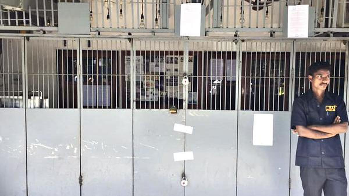 Bombay To Barcelona café in Marol sealed - The Hindu