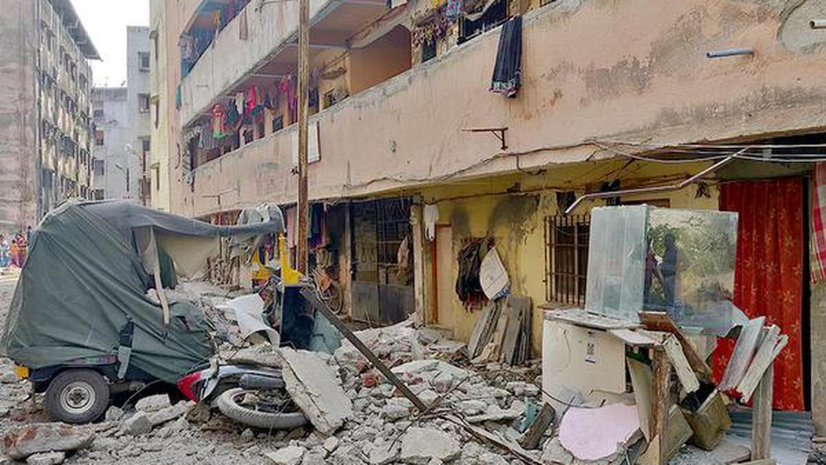 Virar building collapse leaves 45 families homeless - The Hindu