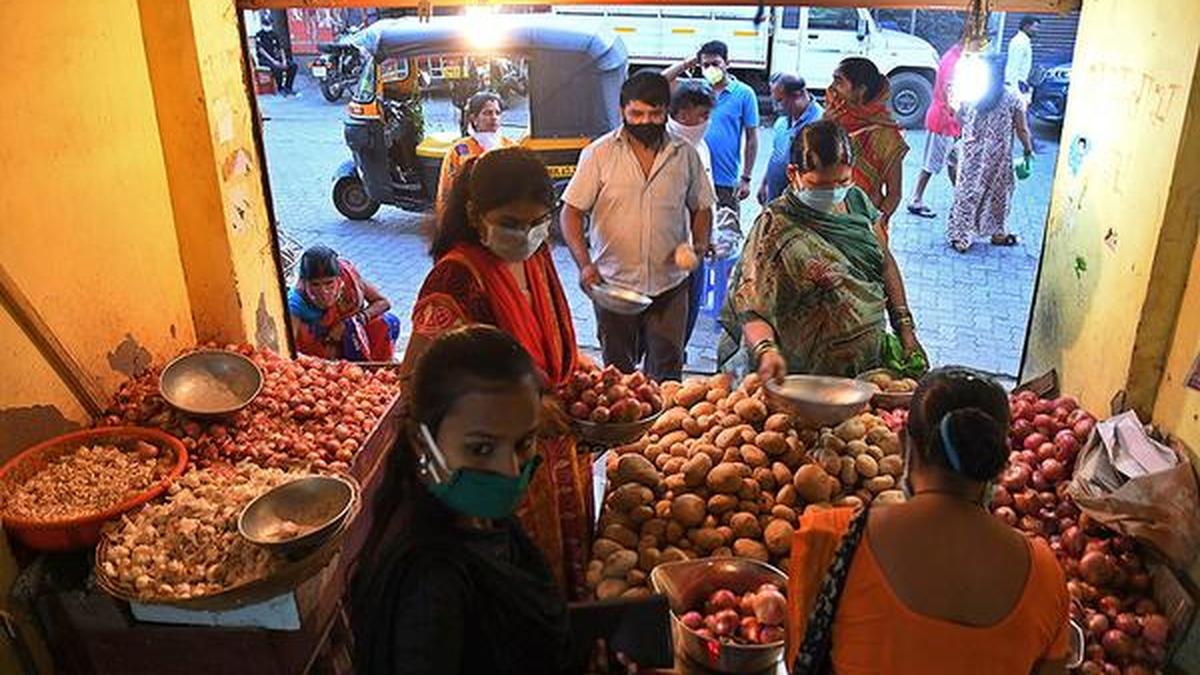 Religious bias: man held for refusing groceries - The Hindu