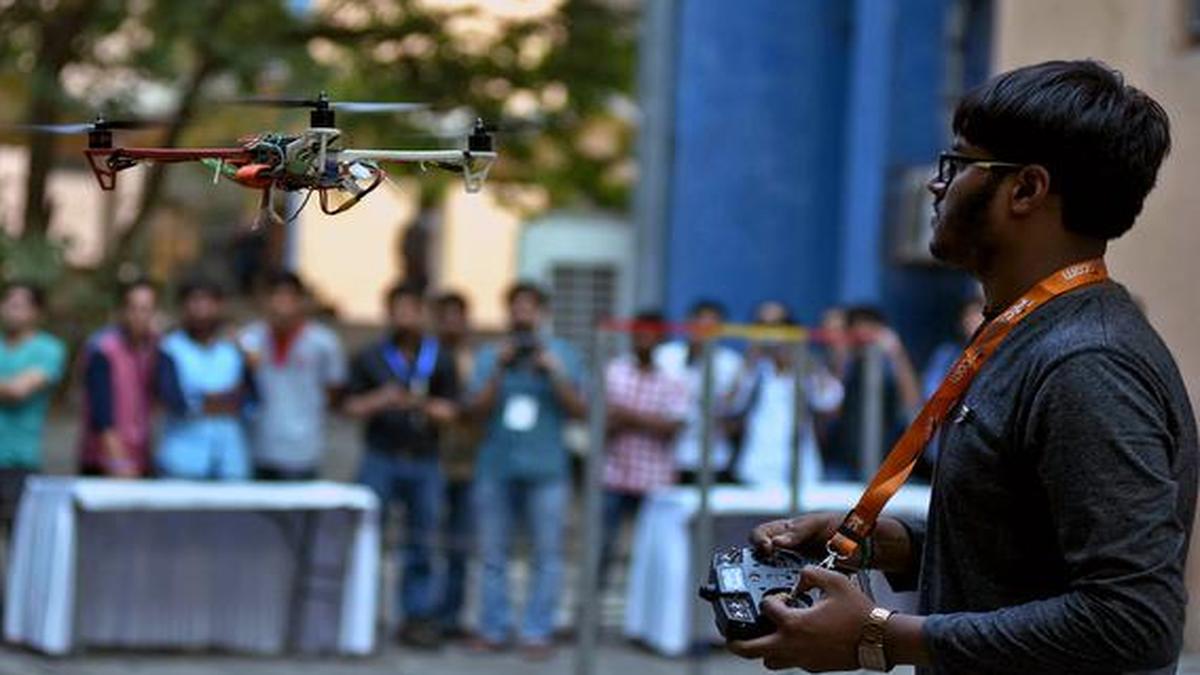 Students gather for IIT-Bombay’s Techfest - The Hindu