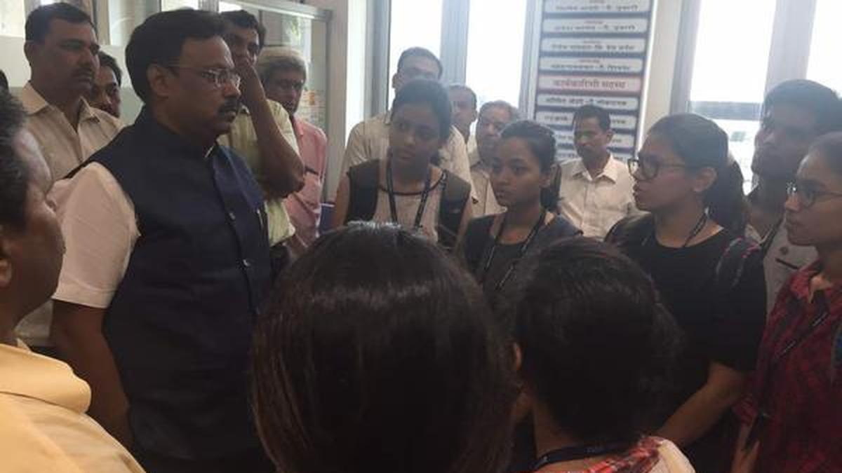 Ruia College students’ wait for subject of their choice continues - The ...