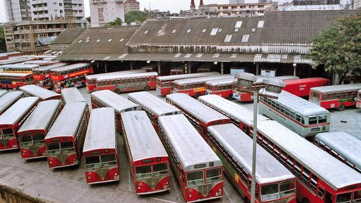 Fresh start: BEST to scrap 159 buses, cut losses - The Hindu