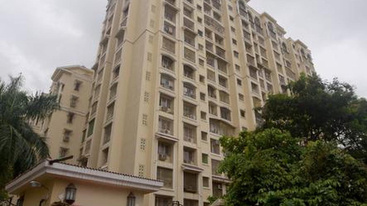 14-year-old girl ends life in Kandivali high-rise - The Hindu