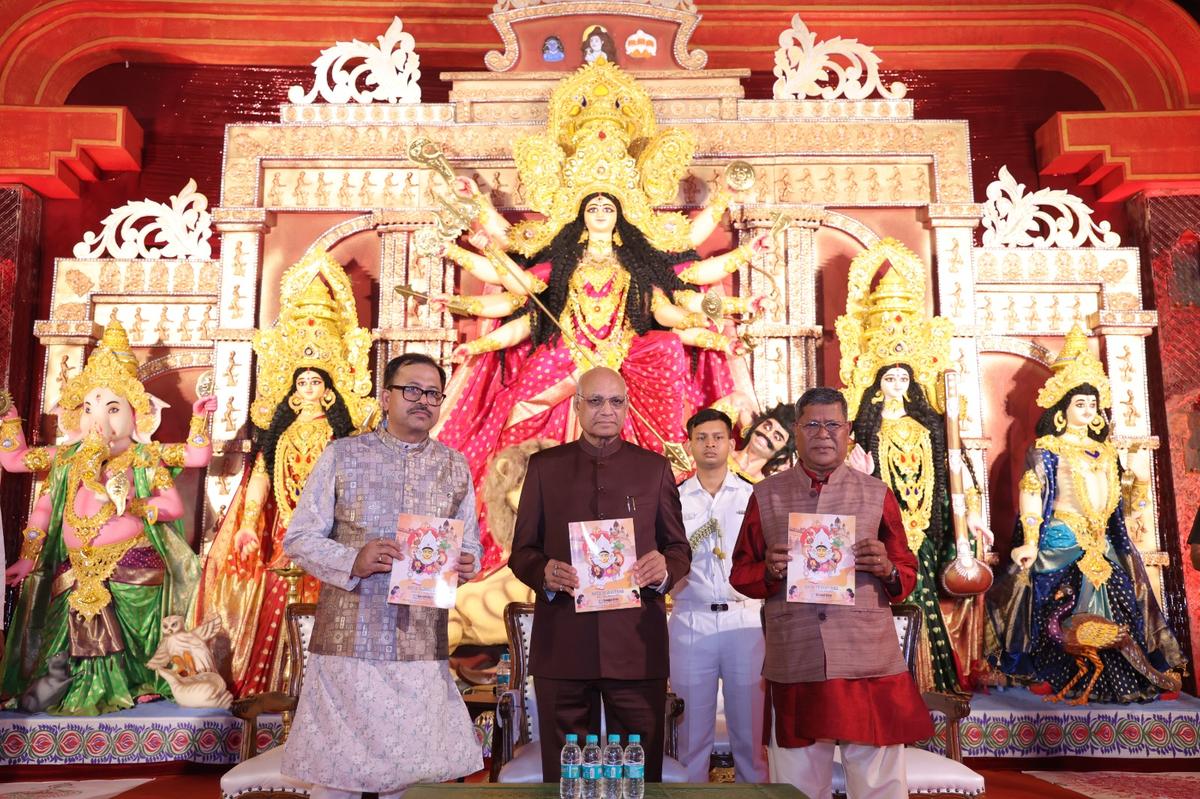 Maharashtra government honours Bengal Club as a heritage Durga Puja ...
