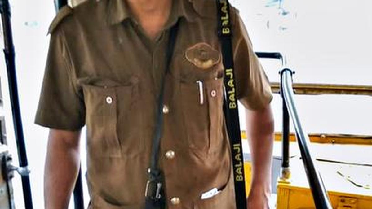 BEST bus conductor beats virus, returns to work - The Hindu