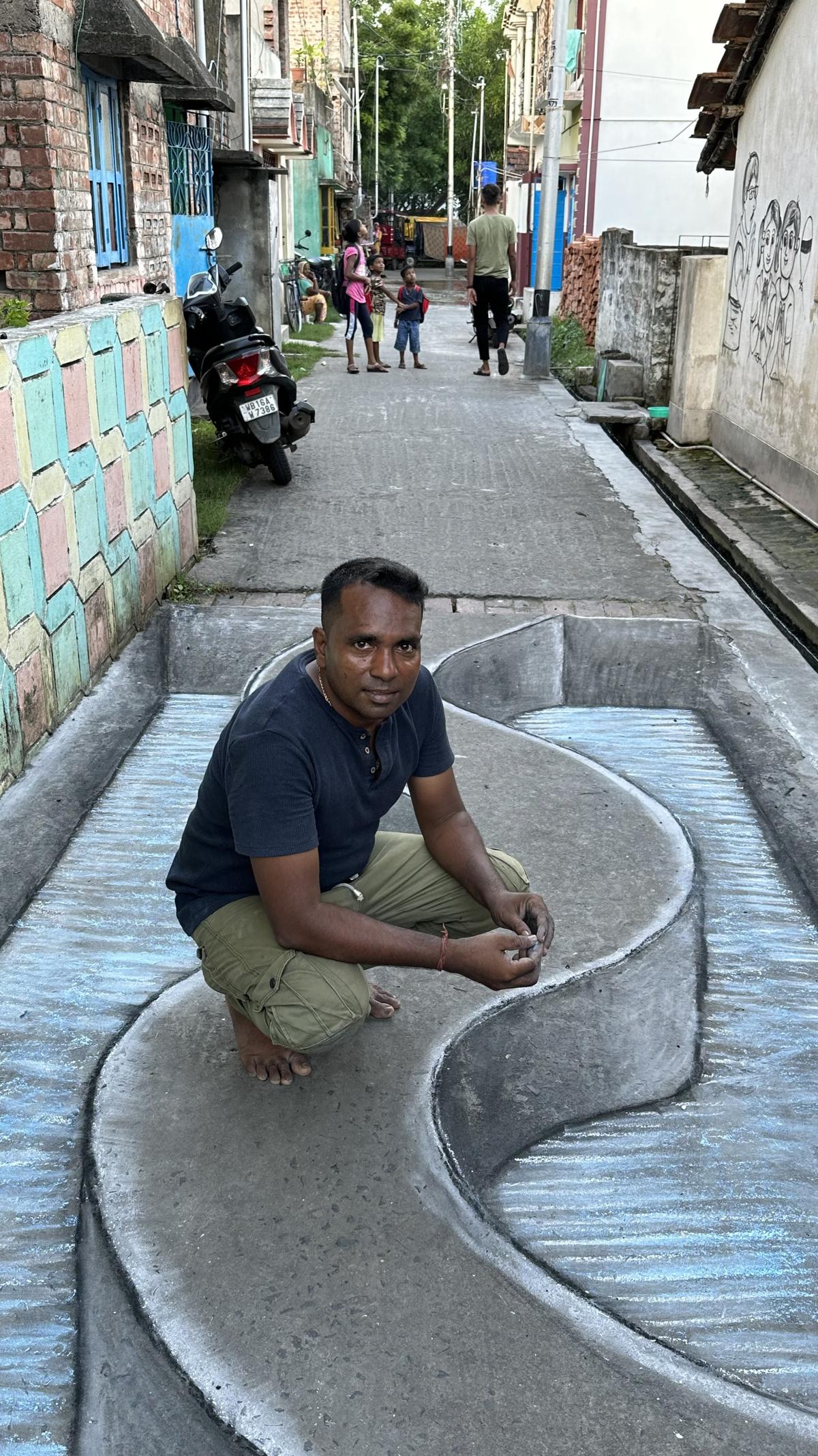 This artist created the illusion of rivers on a busy road in West ...