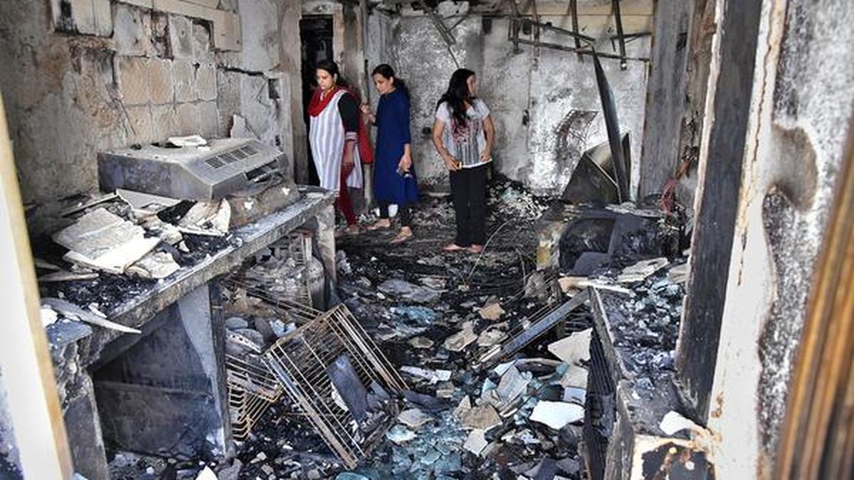 14th-floor flat gutted in Nerul highrise fire - The Hindu