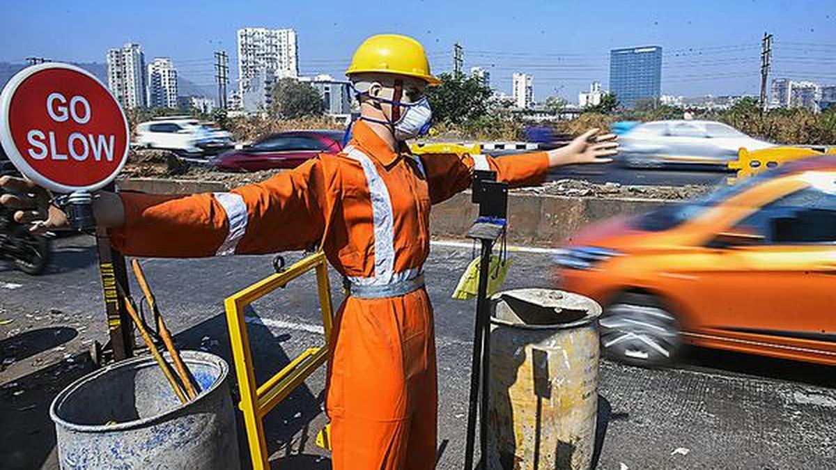 Robot warden diverts traffic, saves lives - The Hindu