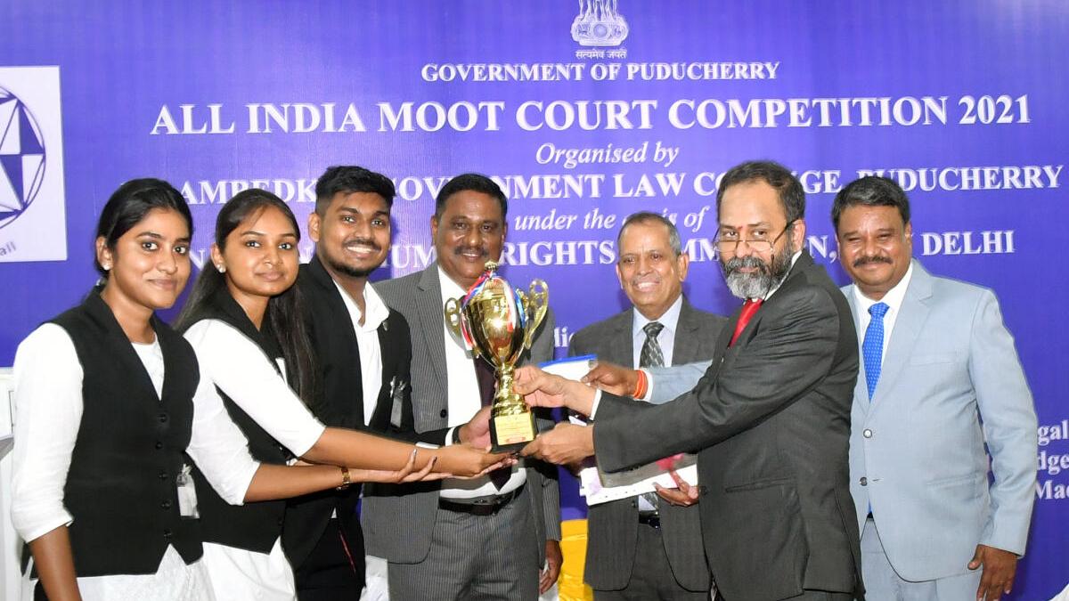 Moot court competition held at law college - The Hindu