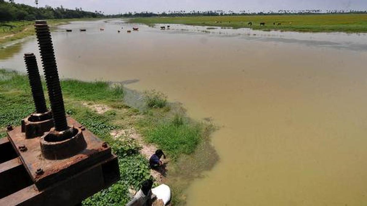 Work on dredging tanks begins - The Hindu