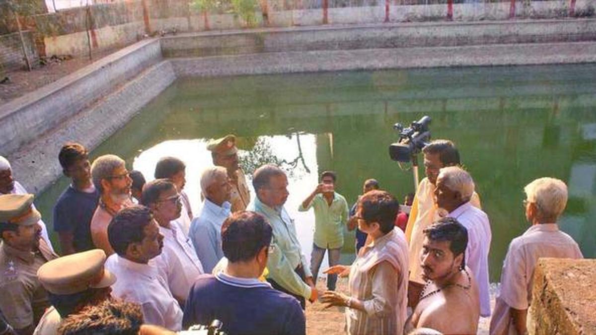 ‘Seek technical expertise on maintaining temple tanks’ - The Hindu