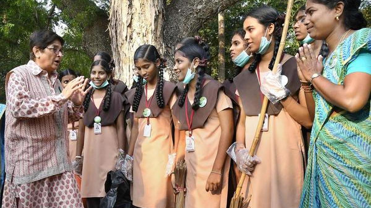 Raj Nivas brings together people to protect botanical garden - The Hindu