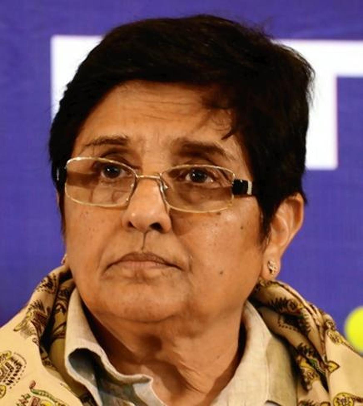 Bedi makes surprise visit to police station - The Hindu