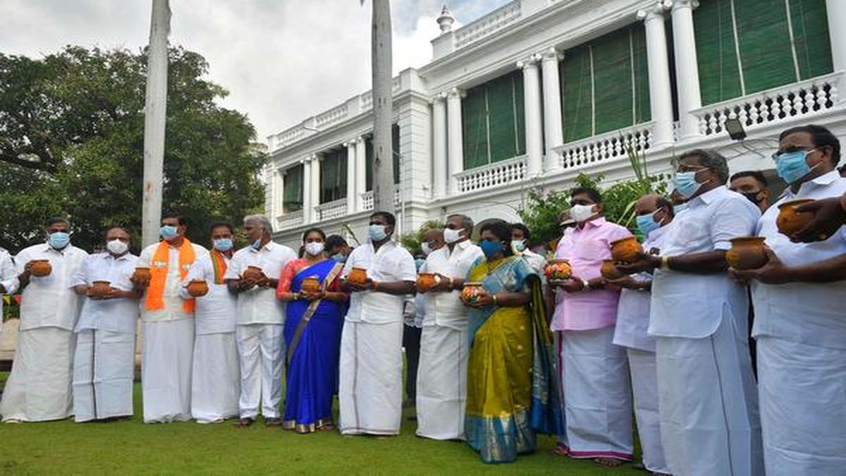 Raj Nivas hosts Pongal celebrations - The Hindu