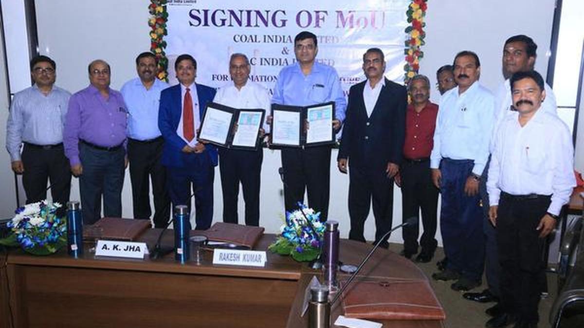 NLCIL, Coal India sign MoU - The Hindu
