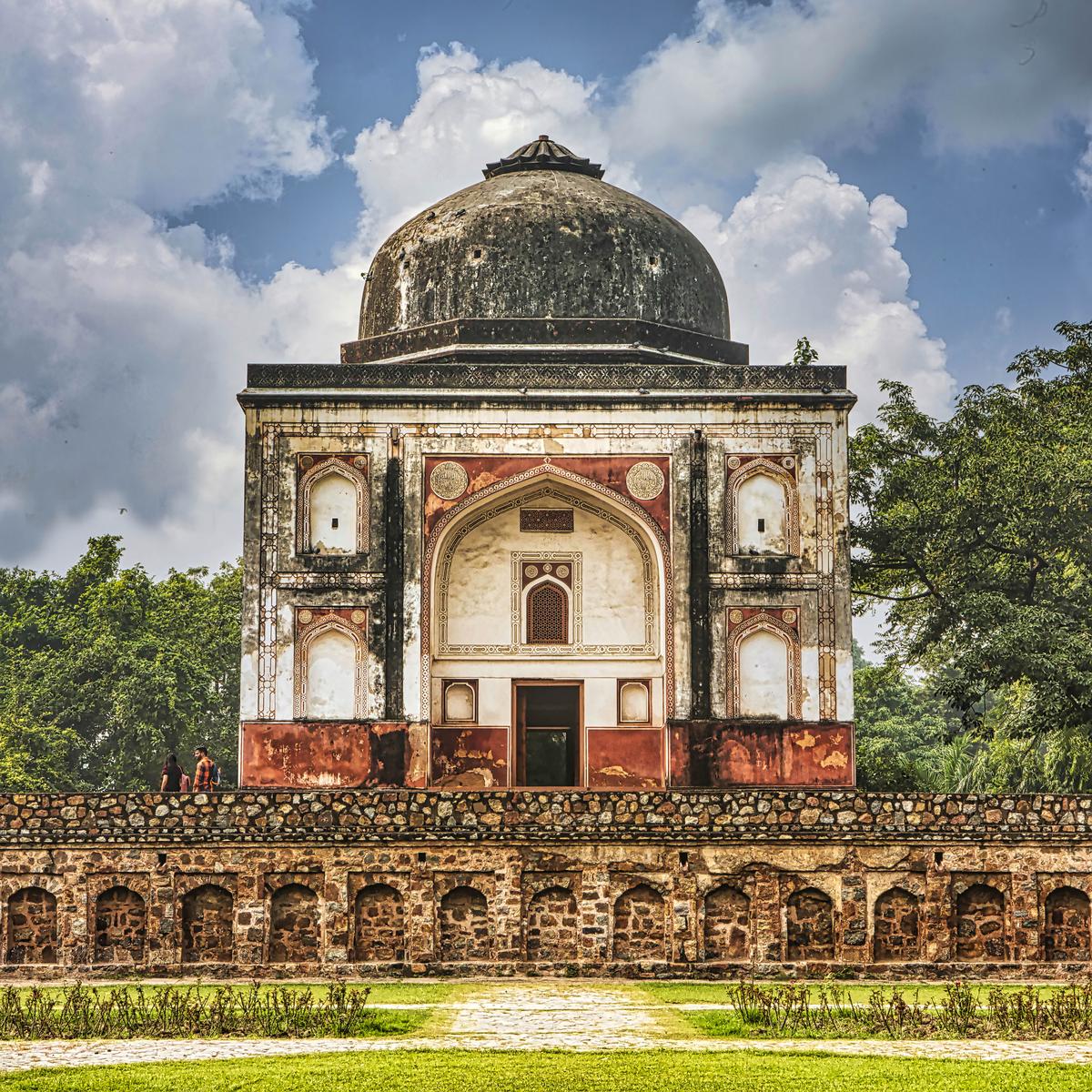 ‘Gardens of Delhi’ gives us a glimpse into the hidden green treasures ...