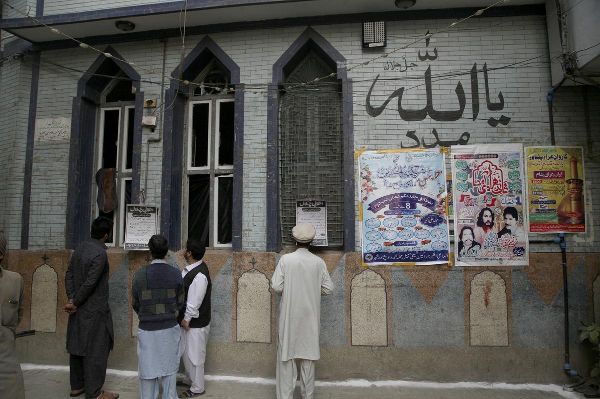 Islamic State claims responsibility for Shia mosque attack in Pakistan ...