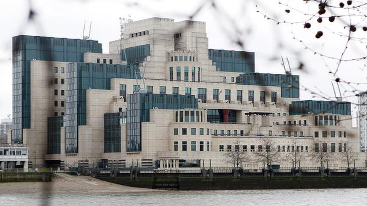 Britain’s MI6 opens up to aspiring migrants spies - The Hindu