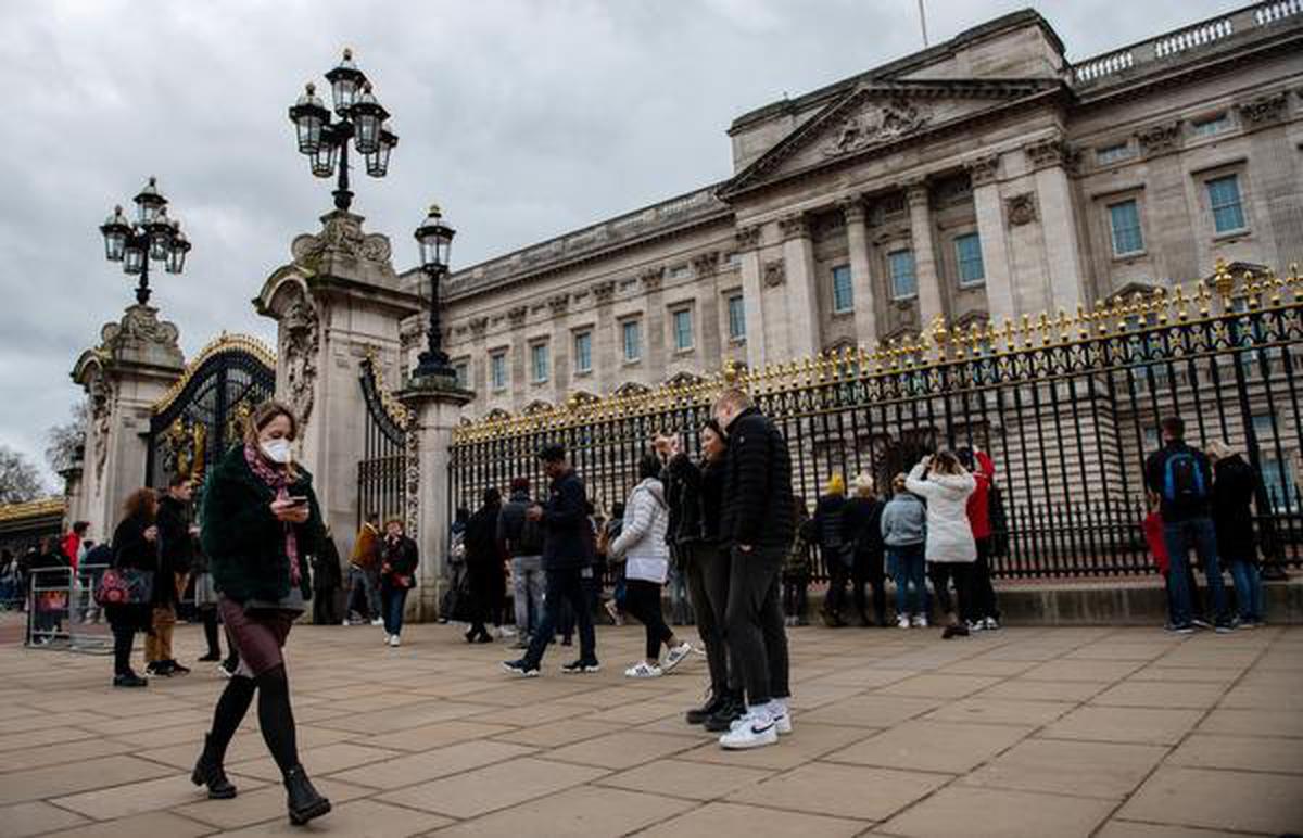 In a first, Buckingham Palace releases ethnic makeup of workforce - The ... In a first, Buckingham Palace releases ethnic makeup of workforce - The ...