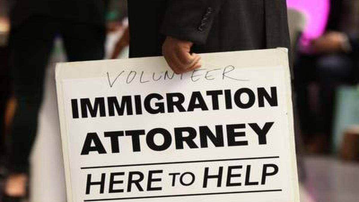 Fewer immigrants in U.S. without legal status: Pew Research Centre ...