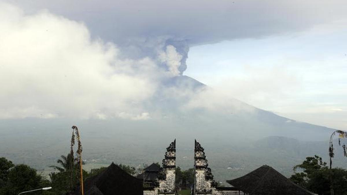 Indonesia raises Bali volcano alert to highest level - The Hindu