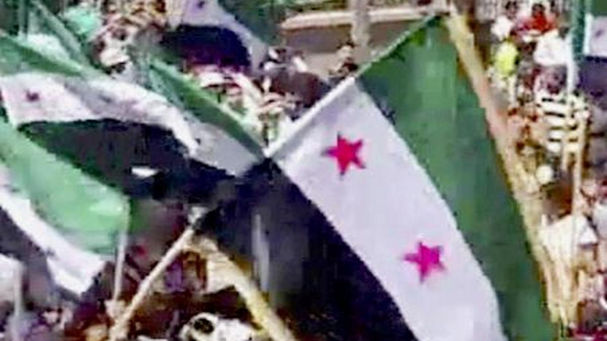 Syrian rebels in Daraa surrender weapons - The Hindu