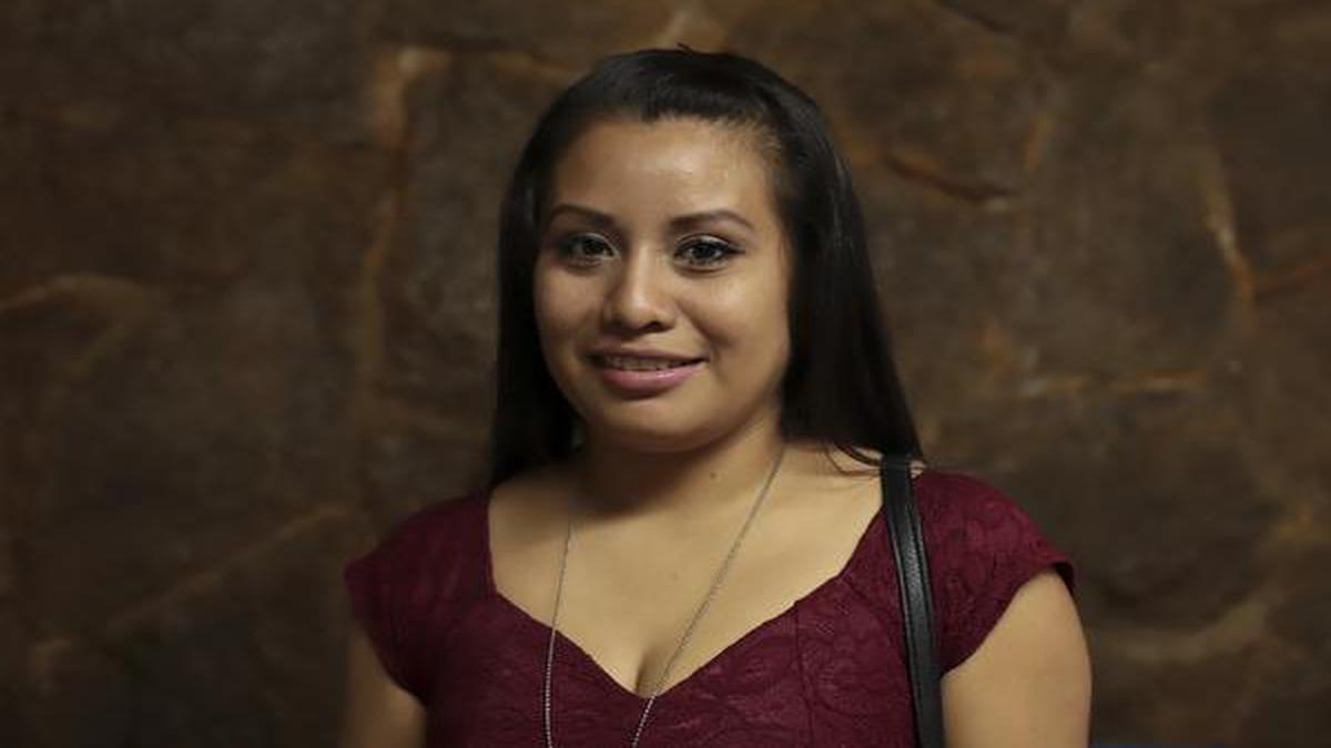 Salvadoran activists hurl confetti, paint to protest new abortion trial ...