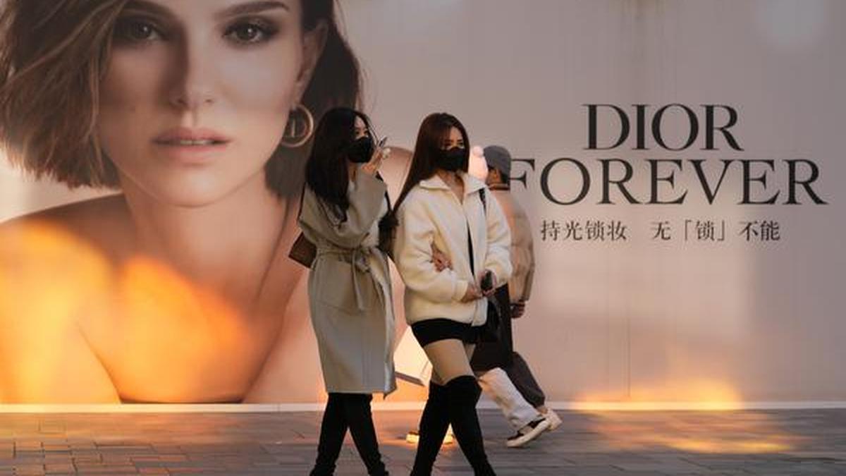 Chinese fashion photographer in Dior controversy apologizes - The Hindu