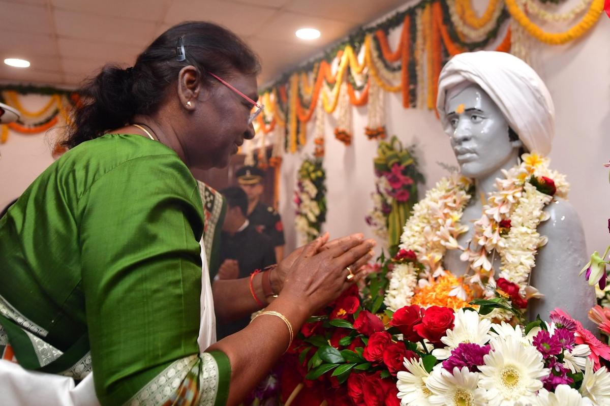 Birsa Munda birth annivesary | President Murmu, PM Modi greet people on ...