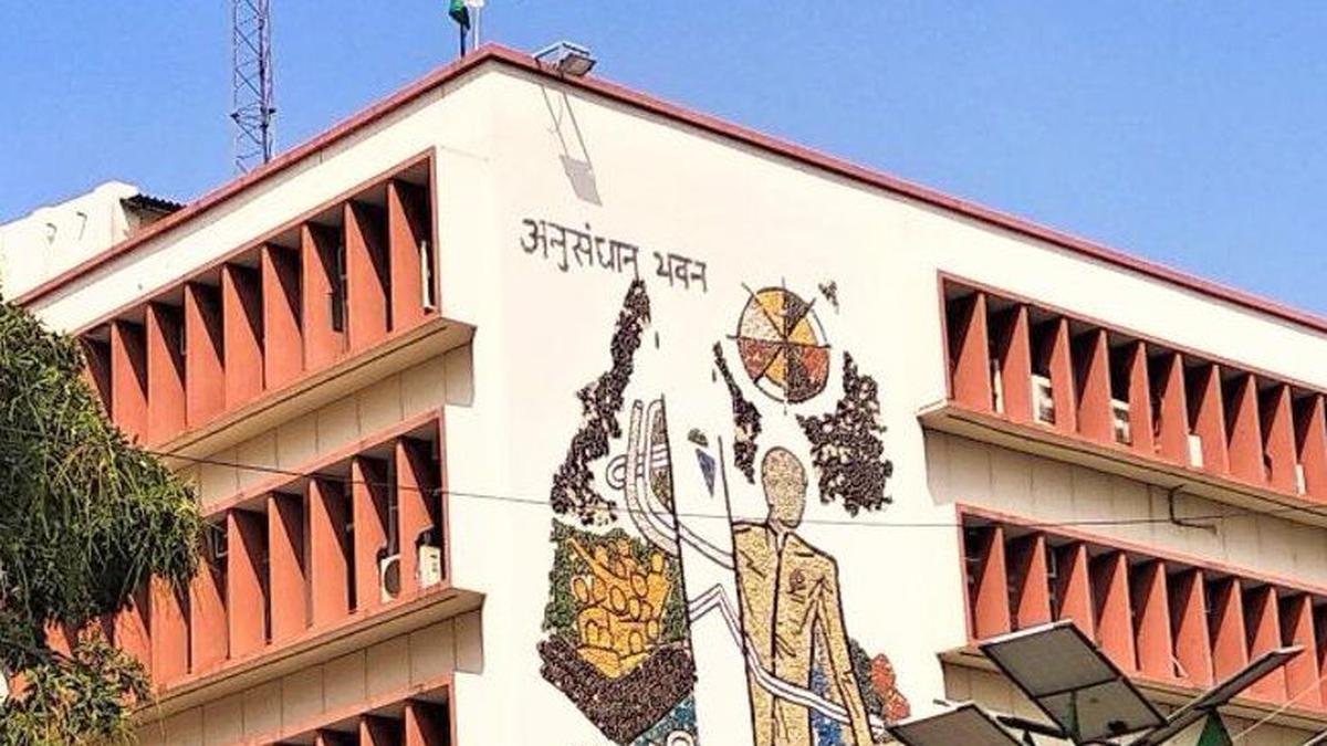 CSIR labs vary widely in earnings: RTI - The Hindu