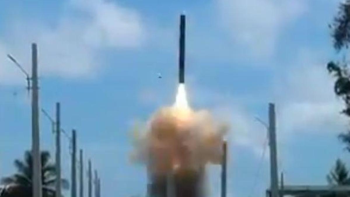 India successfully test-fires land-attack version of BrahMos supersonic ...
