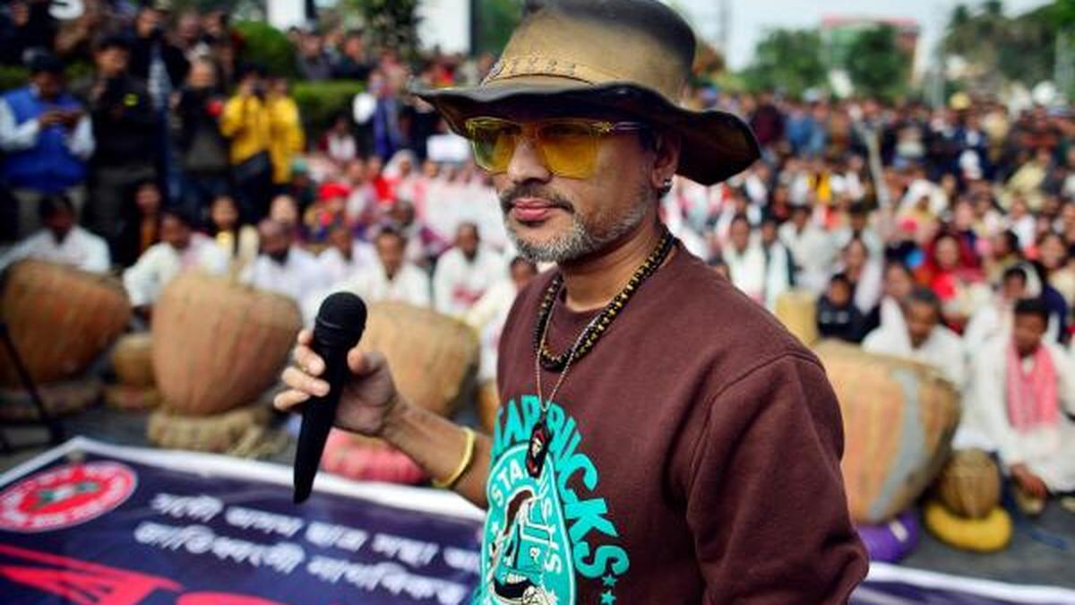 Assam singer seeks anti-Kamatapur movement - The Hindu